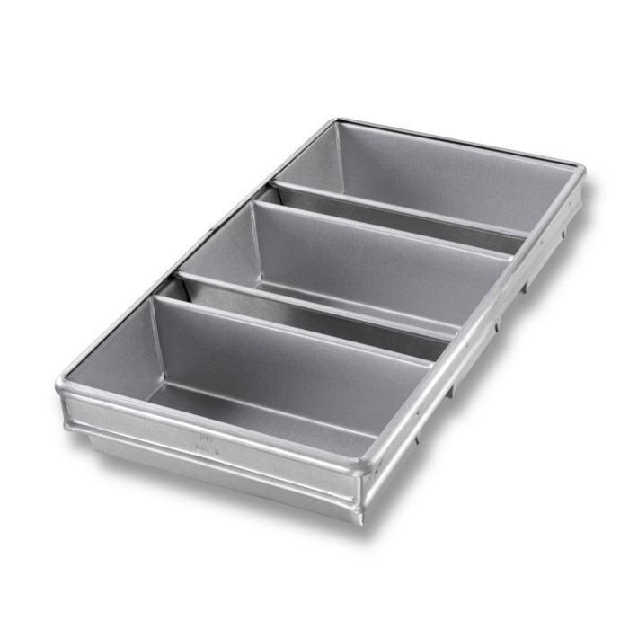Chicago Metallic Bakeware Glazed Aluminized Steel 3 Strap Loaf Pan Set