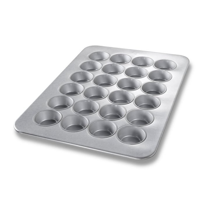 Chicago Metallic 45645 Glazed Aluminized Steel 24 Cup Large Muffin Pan ...