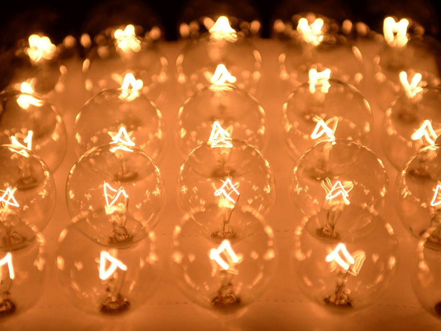 24-hour Plug-in UL Outdoor Photoelectric Timer with Three 3-pin ...