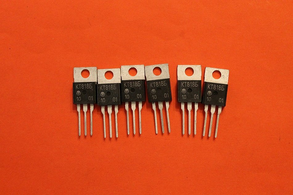 Transistors silicon KT818B analogue 2N6132, BD706, BDT92, TIP42 ...