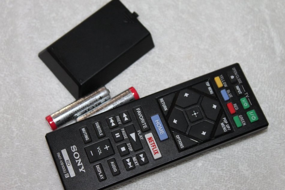 Brand new original Remote Sony RMT-VB100u free image download