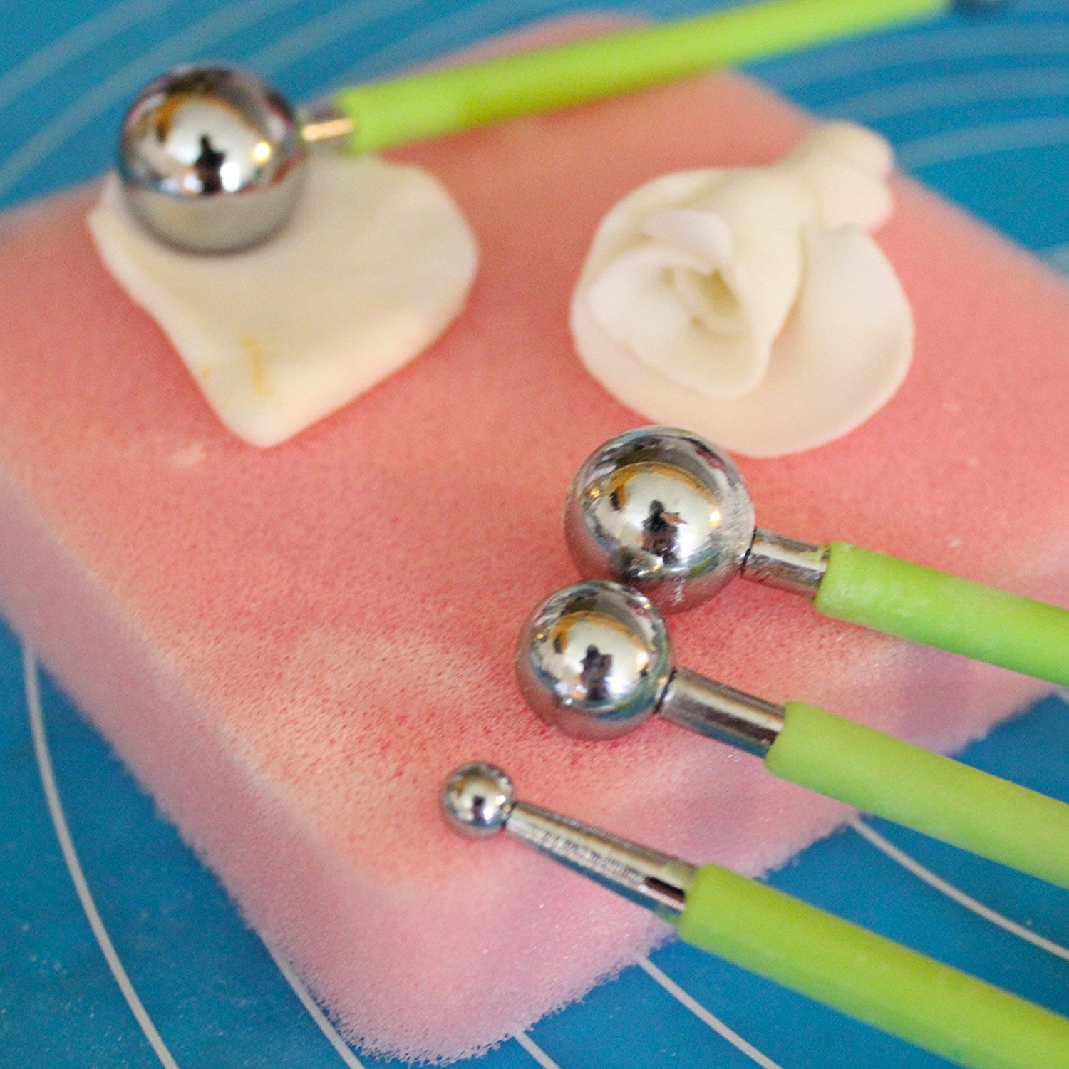 4 Piece Metal Ball Cake Decorating Molding Modelling Tool Set by Kurtzy ...