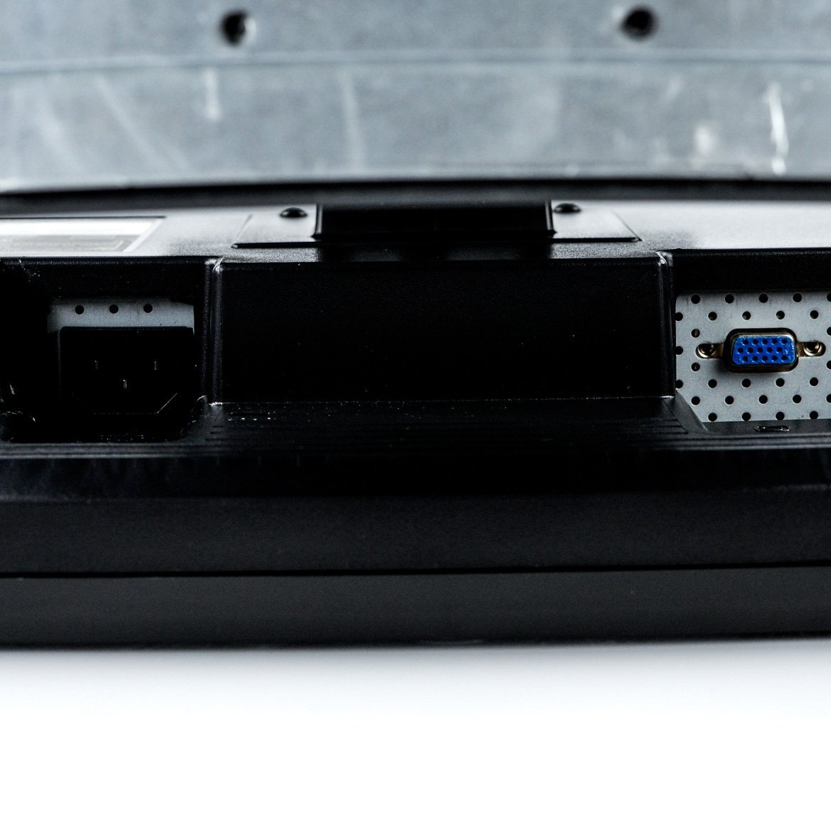 17" Gateway FPD1730 720p LCD Monitor (Black) N3 free image download