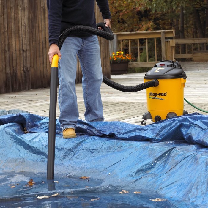 Shop-Vac 9689400 5.5-Peak HP Ultra Pro Wet or Dry Vacuum with Built-In ...