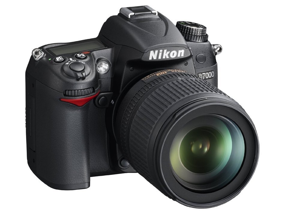Nikon D7000 16.2 Megapixel Digital SLR Camera with 18-105mm Lens (Black ...