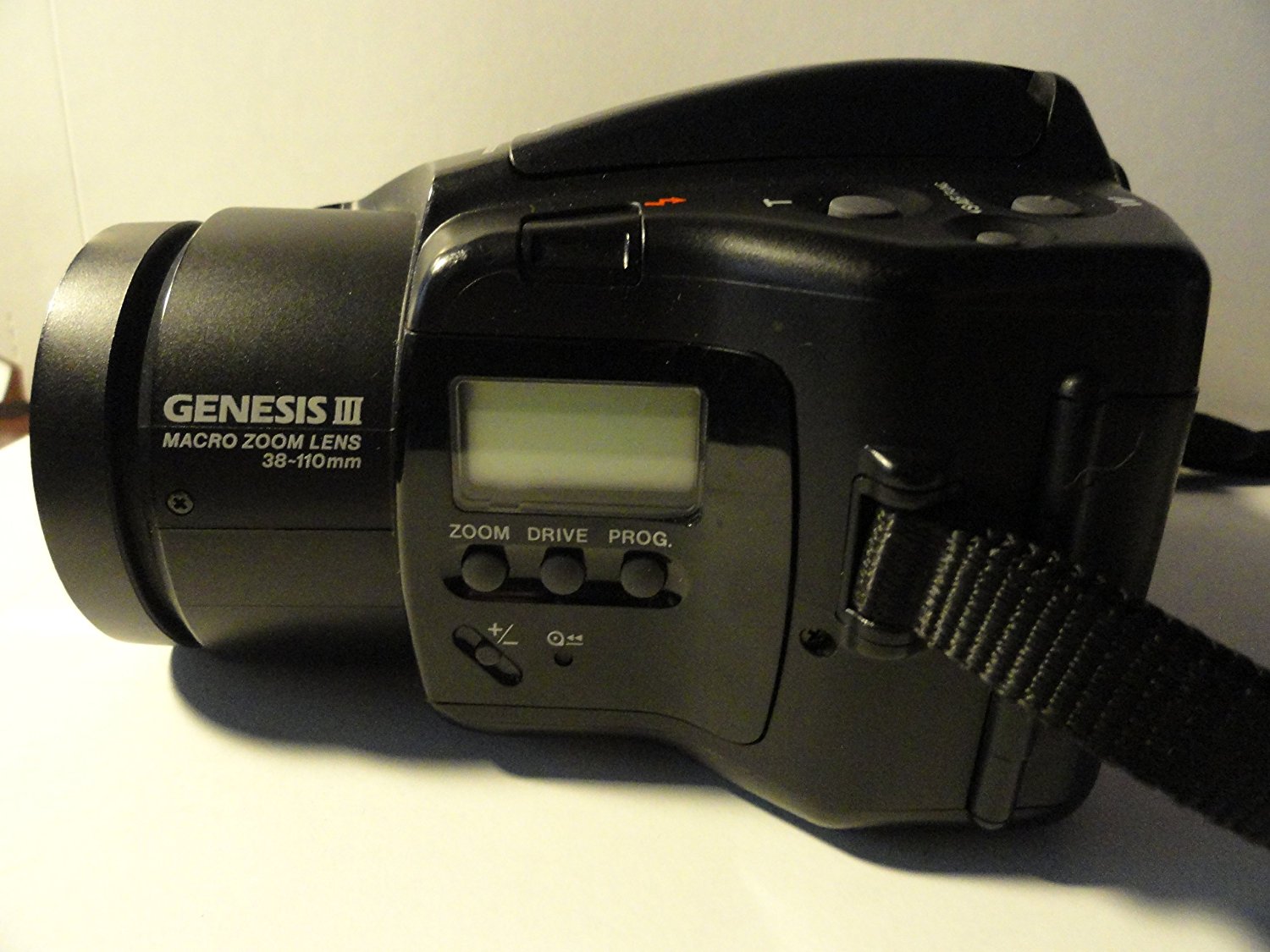 Chinon Genesis III 38-110 MM Camera with Macro Zooms Lens N4 free image ...
