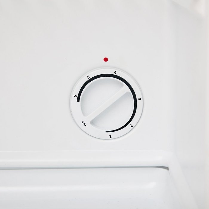 Whynter CUF-110B Energy Star 1.1 Cubic Feet Upright Freezer with Lock ...