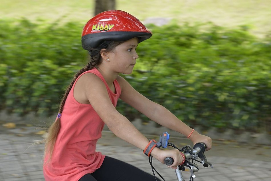 Oregon Scientific ATC Gecko HD Wearable Digital Action Camera N5 free ...