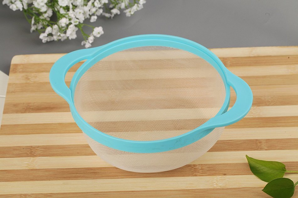 Home Value Mixing Bowls, Nesting 8 Piece Set, Colander, Sieve Sifter ...