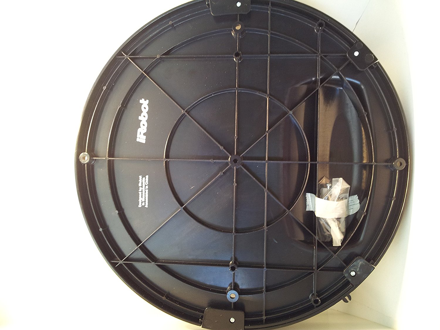 IRobot 4907 Standard Wall Mount for Roomba 400 and Discovery Series ...