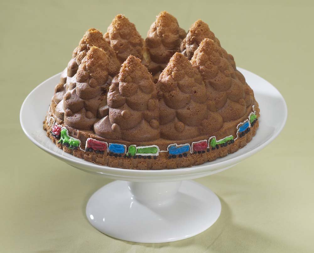 Nordic Ware Holiday Bundt Tree Pan N5 free image download