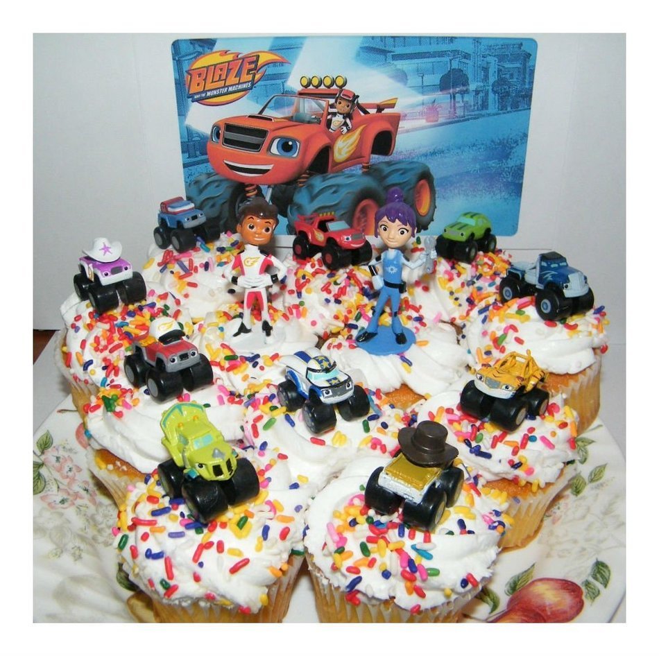 Blaze and the Monster Machines Cake Toppers Set of 13 Mini Figures with ...