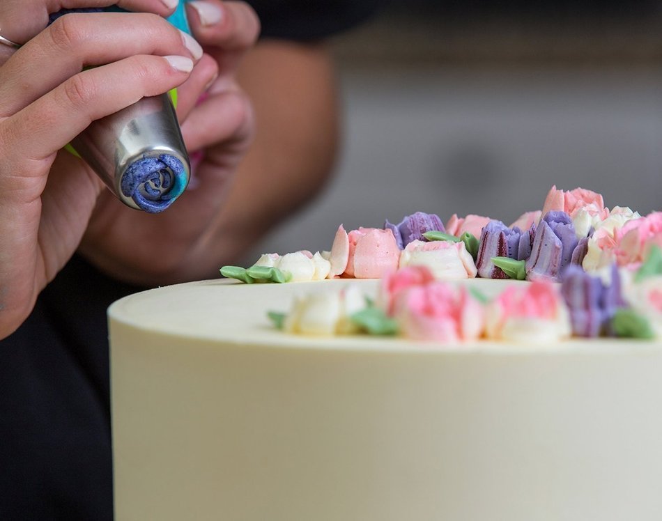 SASRL Russian Piping Tips For Cupcakes Decoration 23-Pcs Set (12 ...