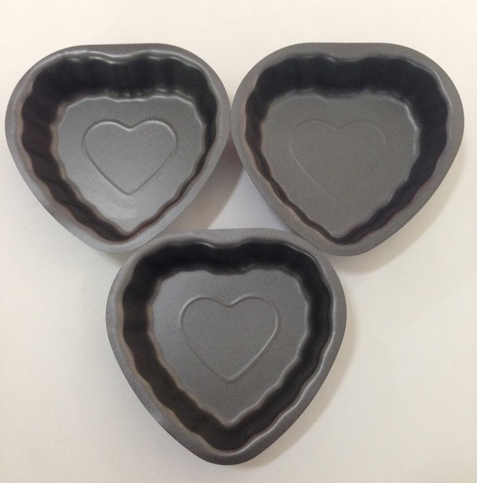 Yunko 3 Pack Nonstick Mini Pie Pans 5.1 inch Tarts,Tartlets,Cupcakes ...