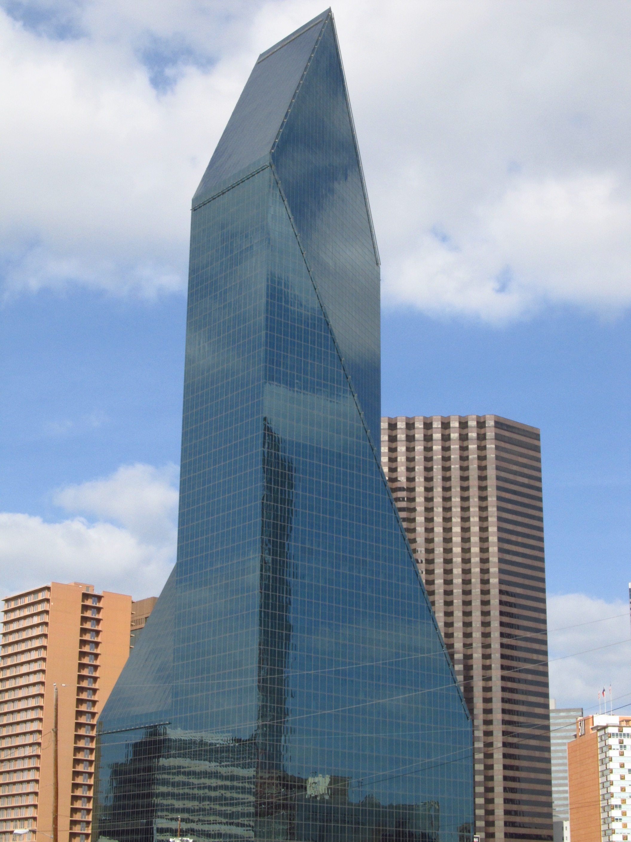 Glass office building in Dallas free image download
