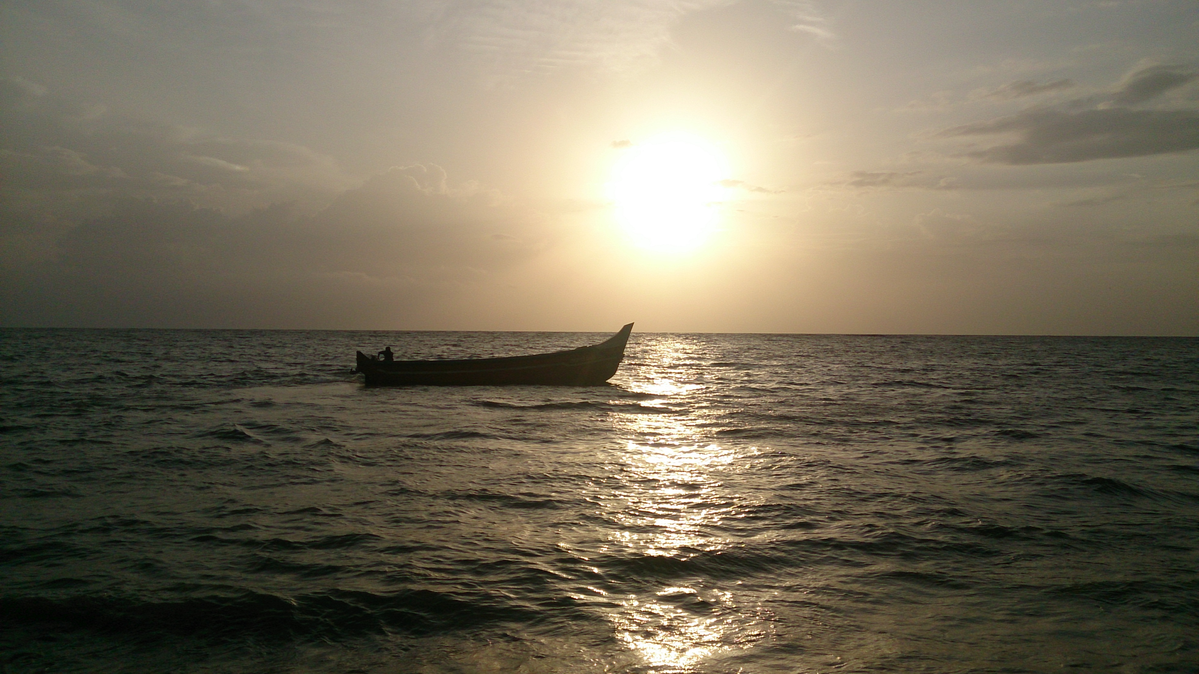 Sun sea boat Landscape free image download
