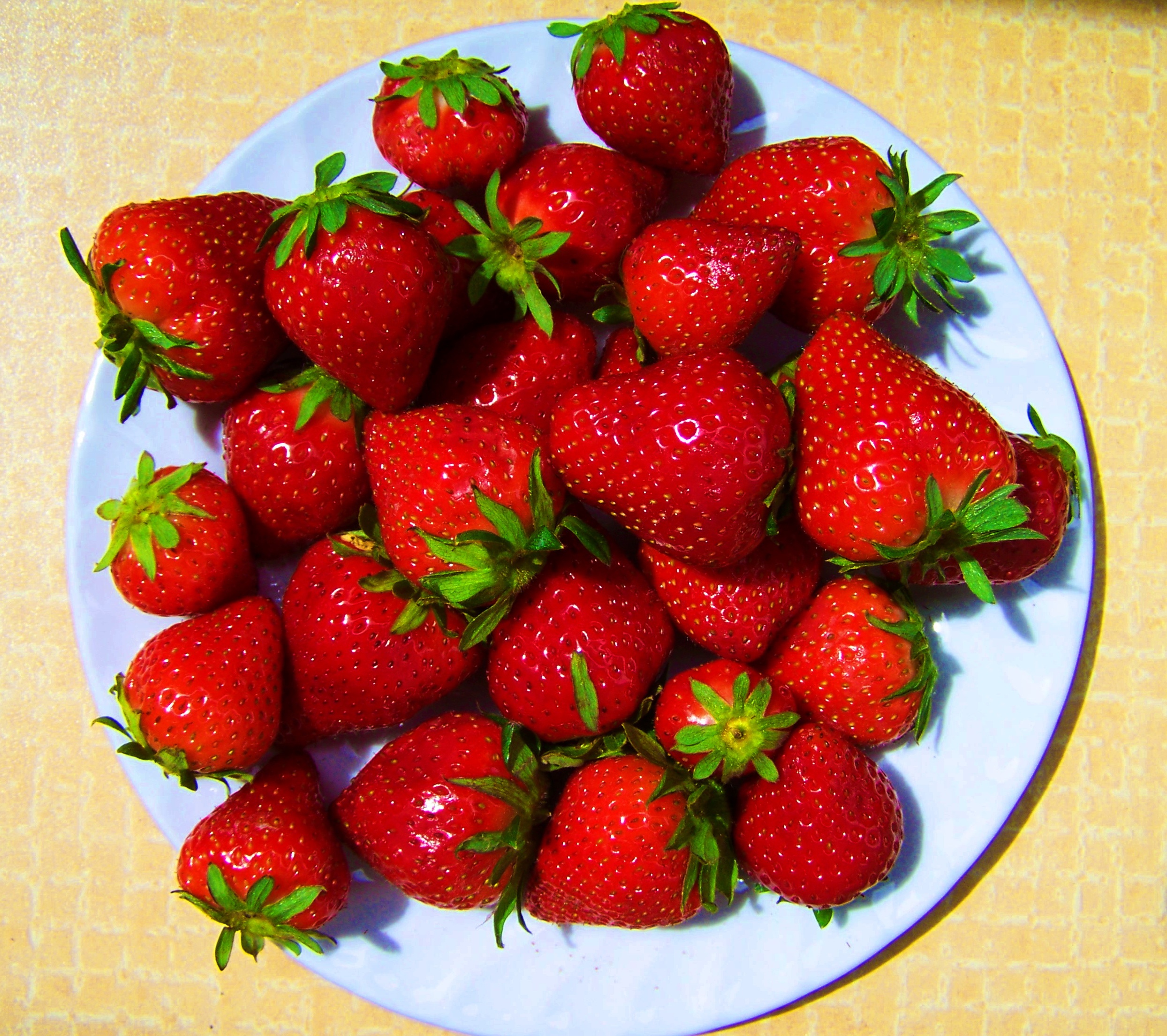 Red Strawberry Earth Fruits free image download