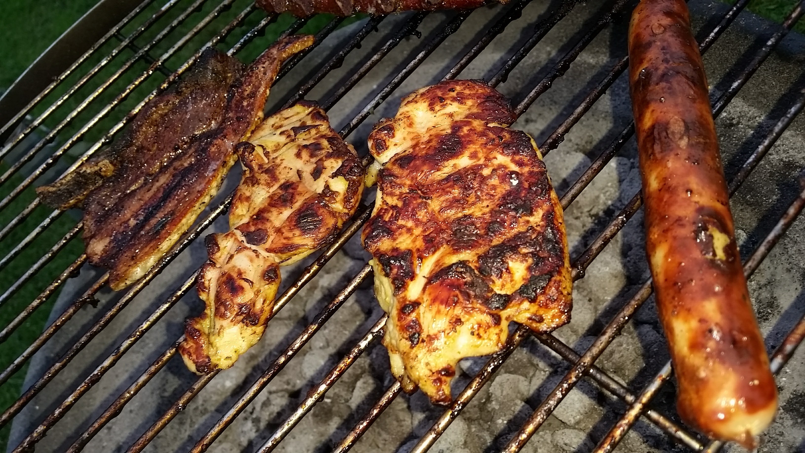 Chunks of meat on the fryer free image download