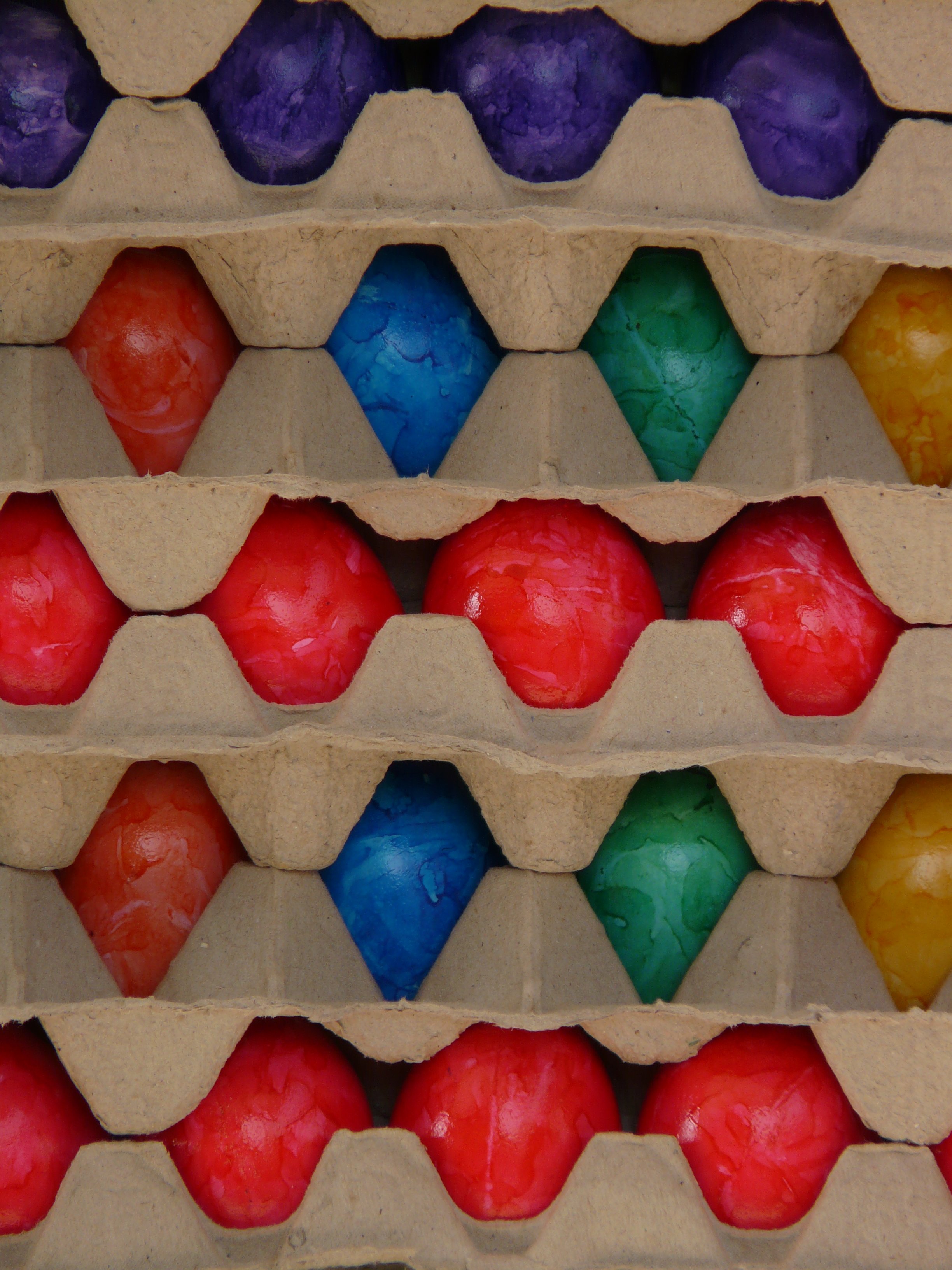 Holiday eggs in box free image download