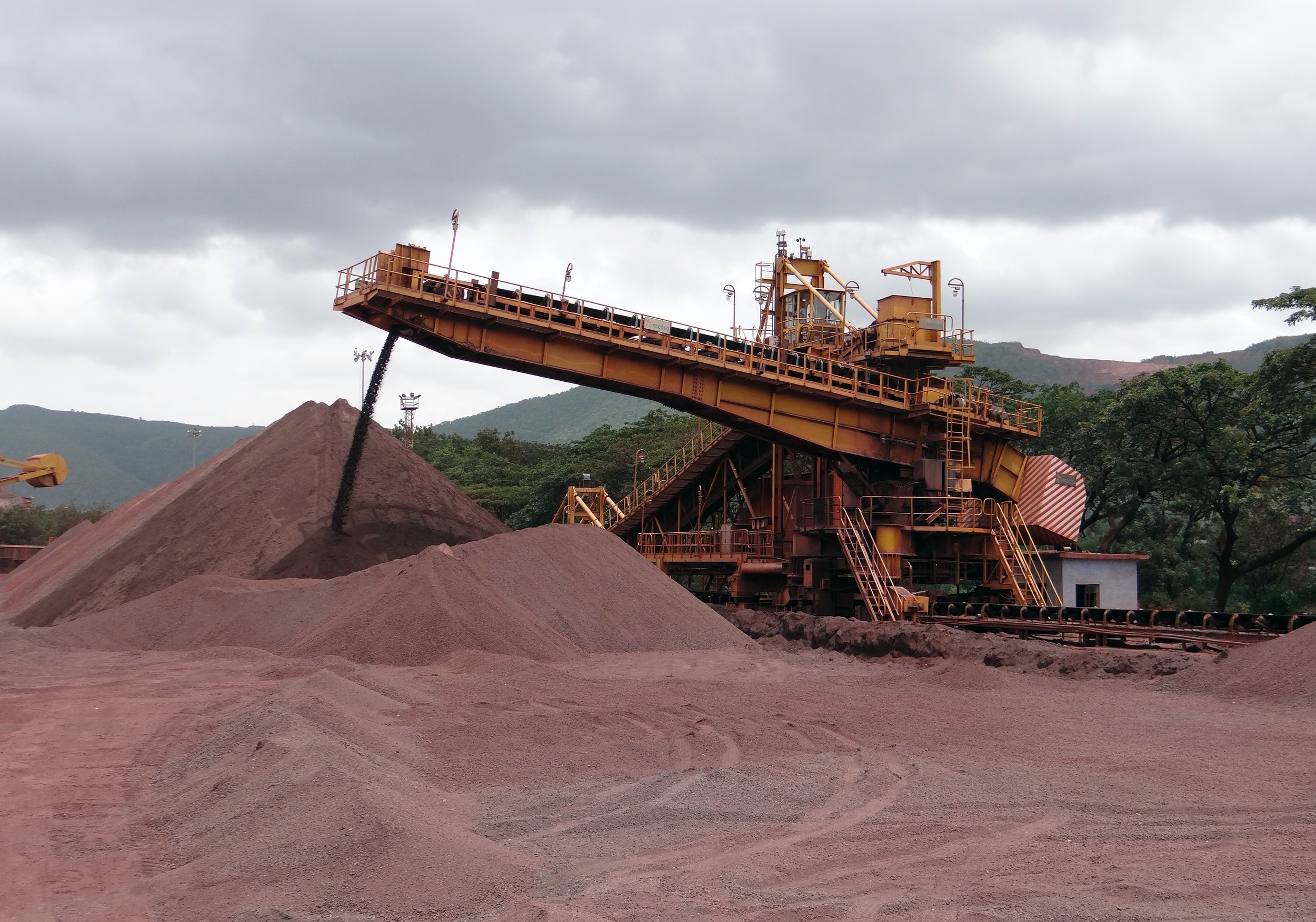 Iron Ore pink Mining Mine free image download