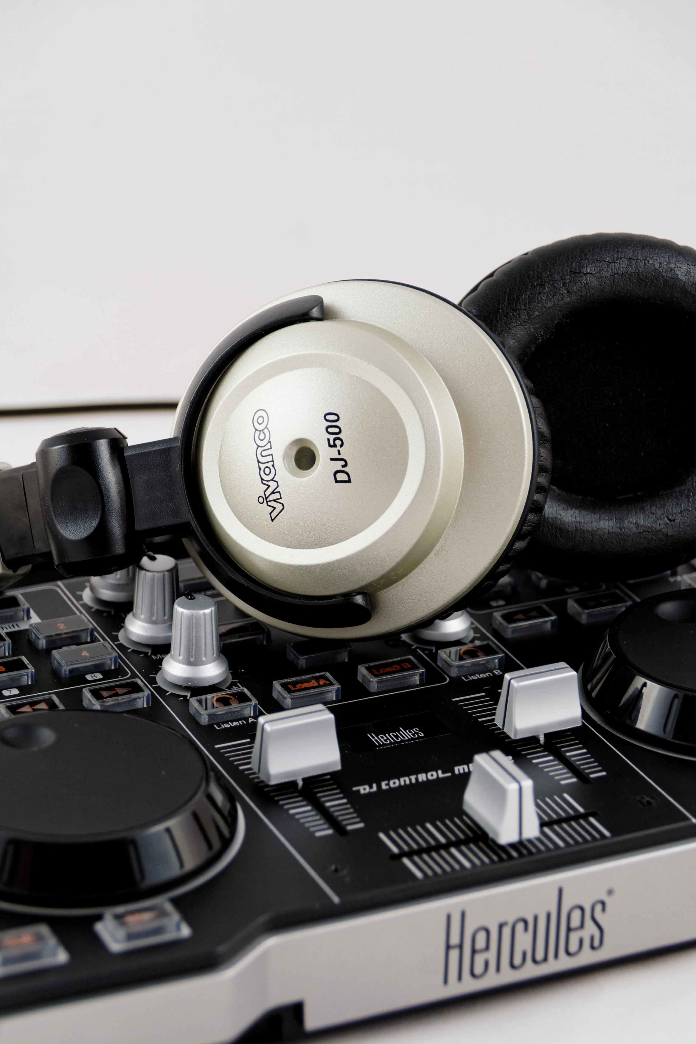 Headphones at top of Audio Mixer free image download