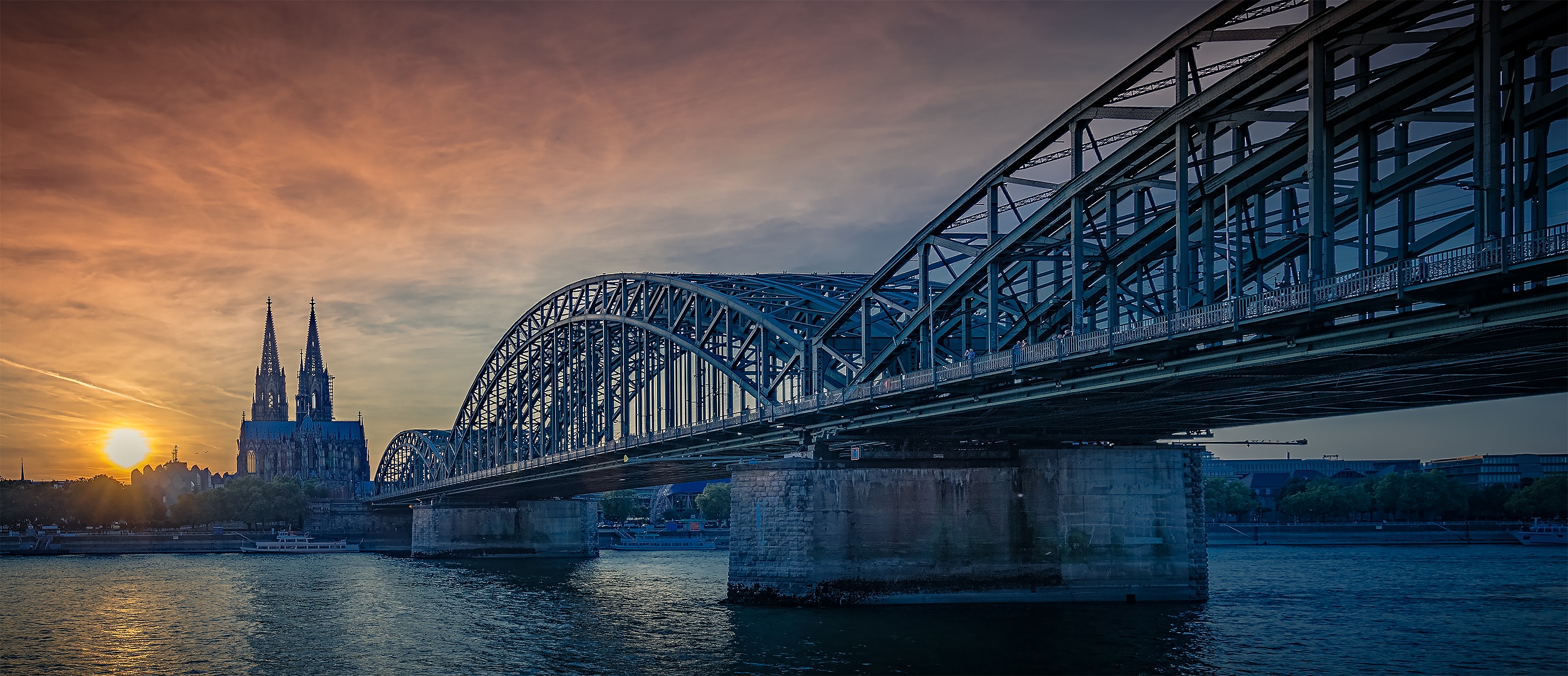 Cologne Dom Rhine at sunset free image download