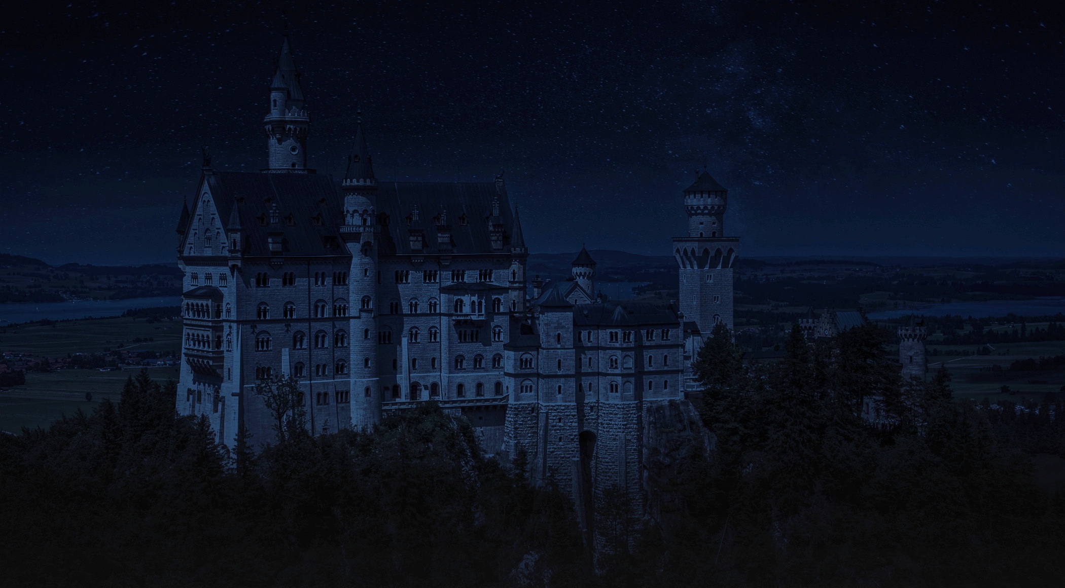 Neuschwanstein castle at night free image download