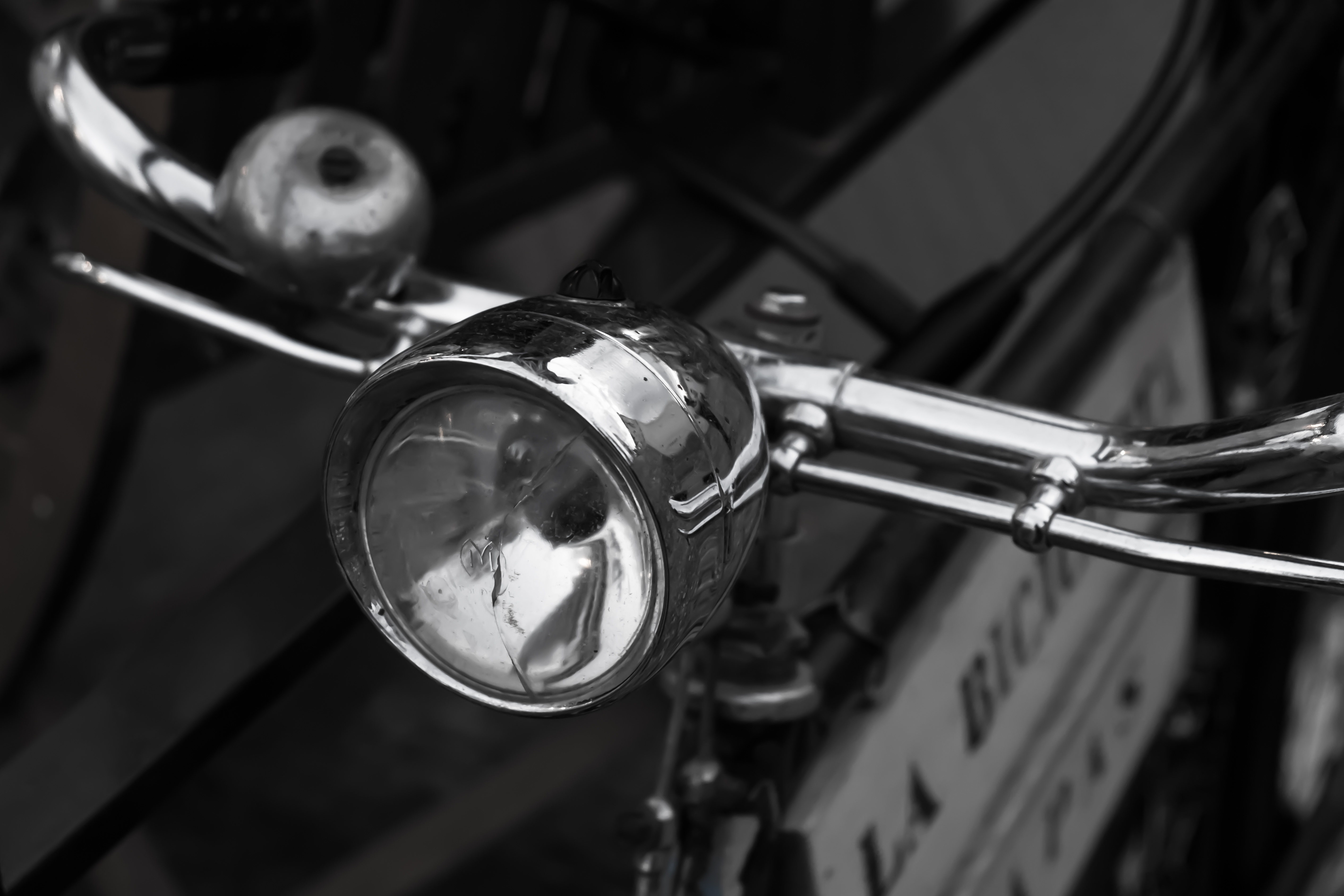 Classic City Bicycle handlebar with light free image download