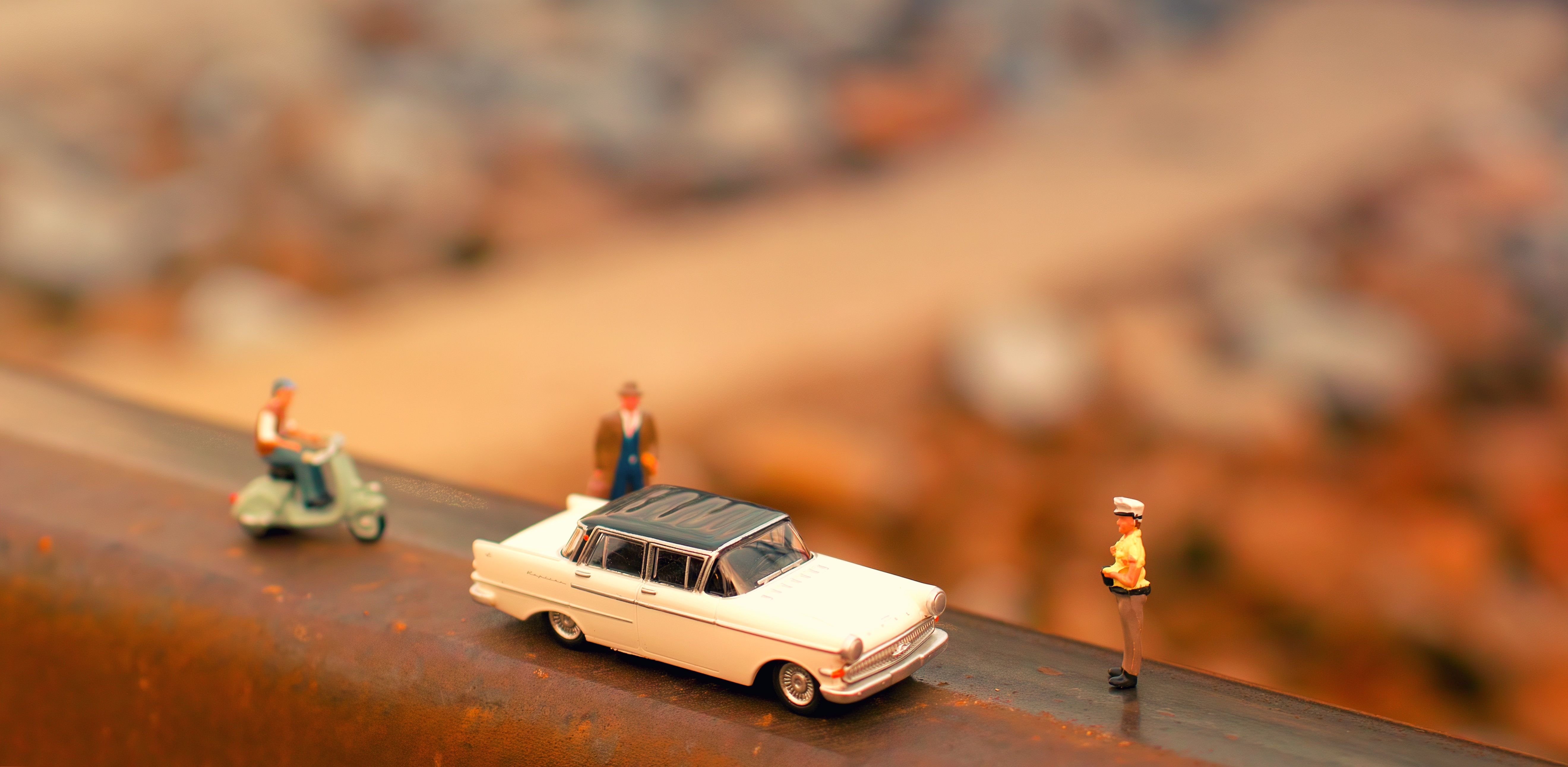 Traffic control, scene with H0 scale Figures free image download