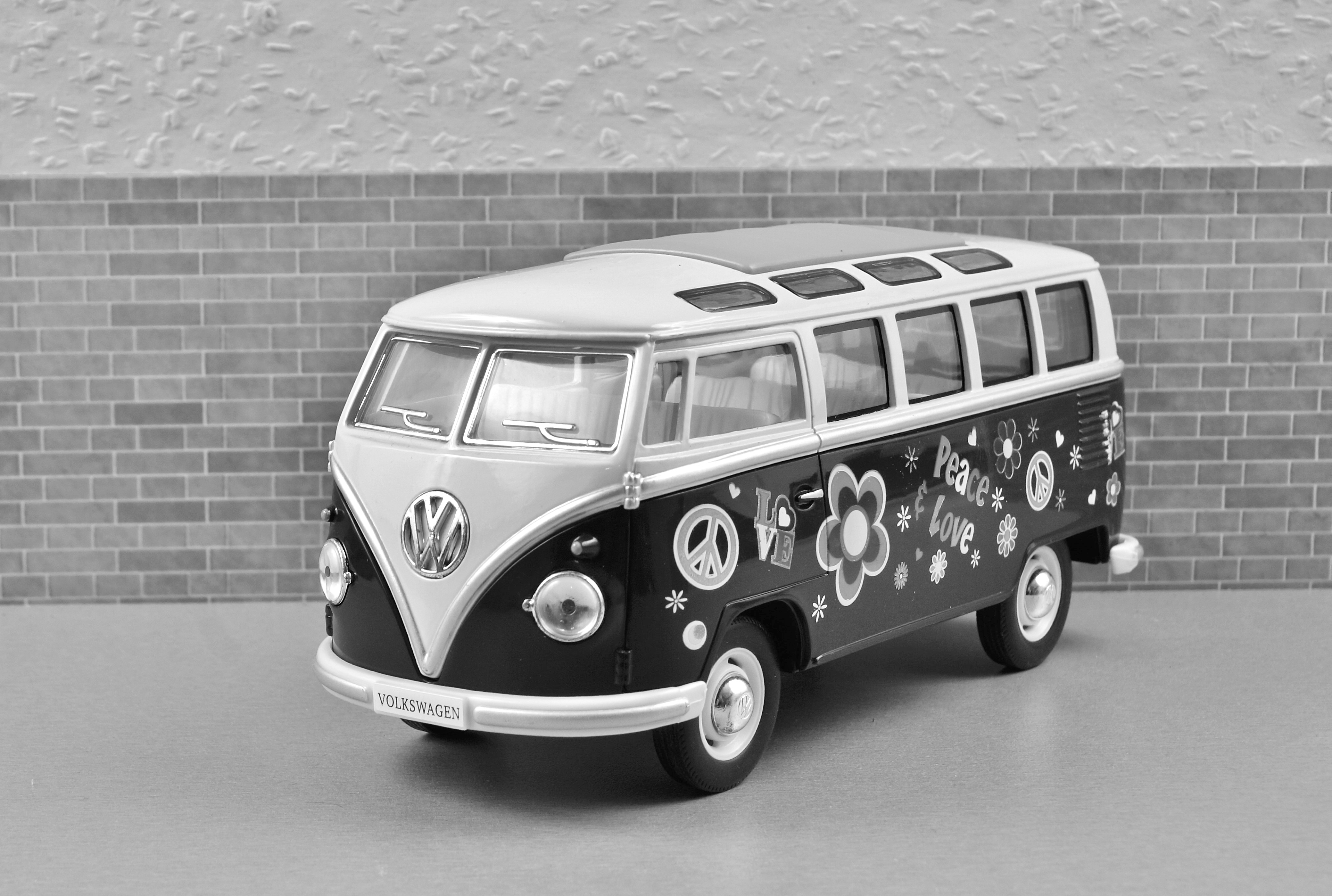 Vw Bus black and white free image download