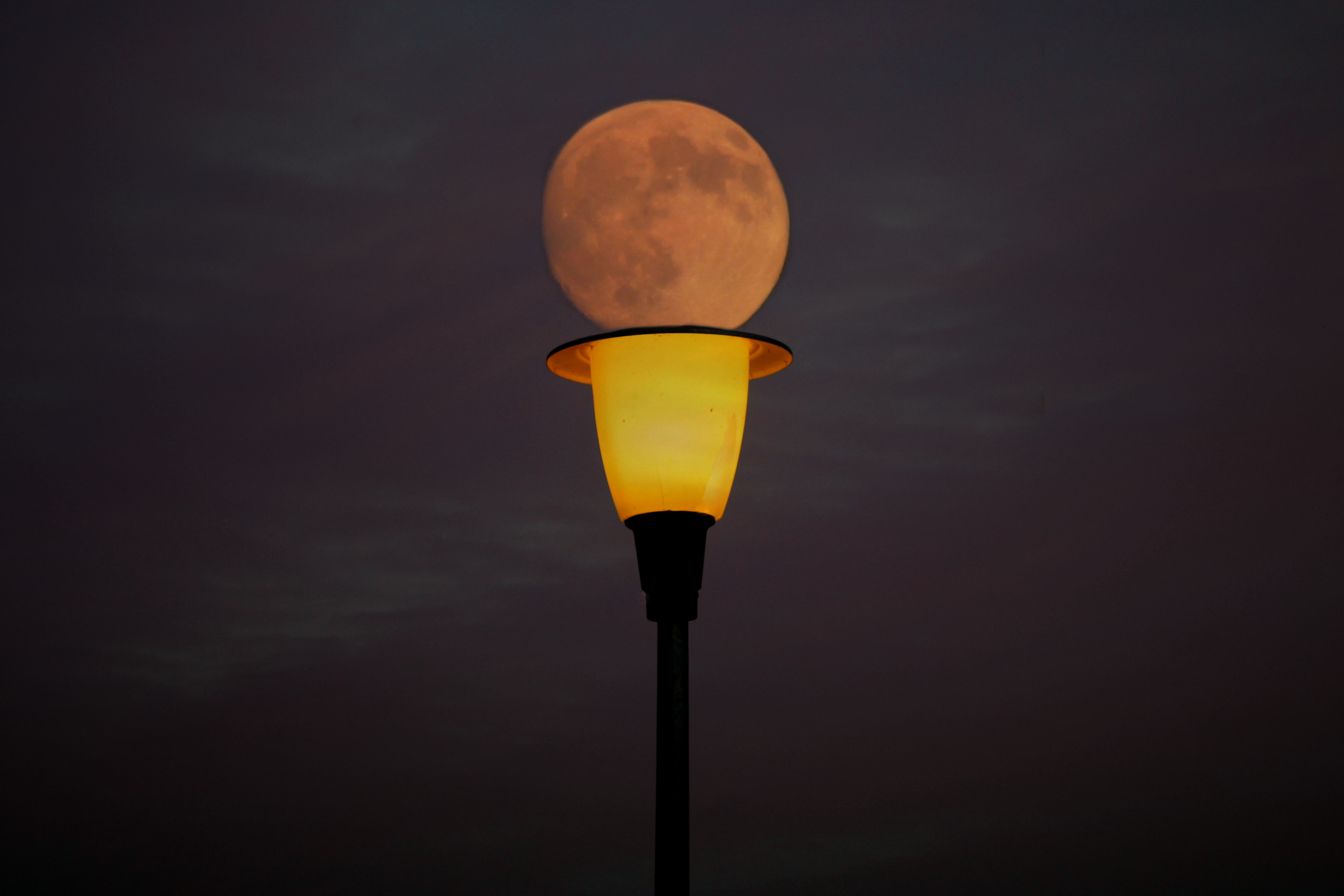 Full moon street light lantern free image download