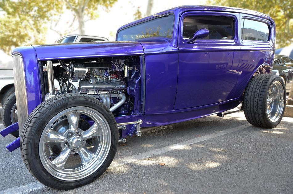 Old purple Car Ford 1932 Collection free image download