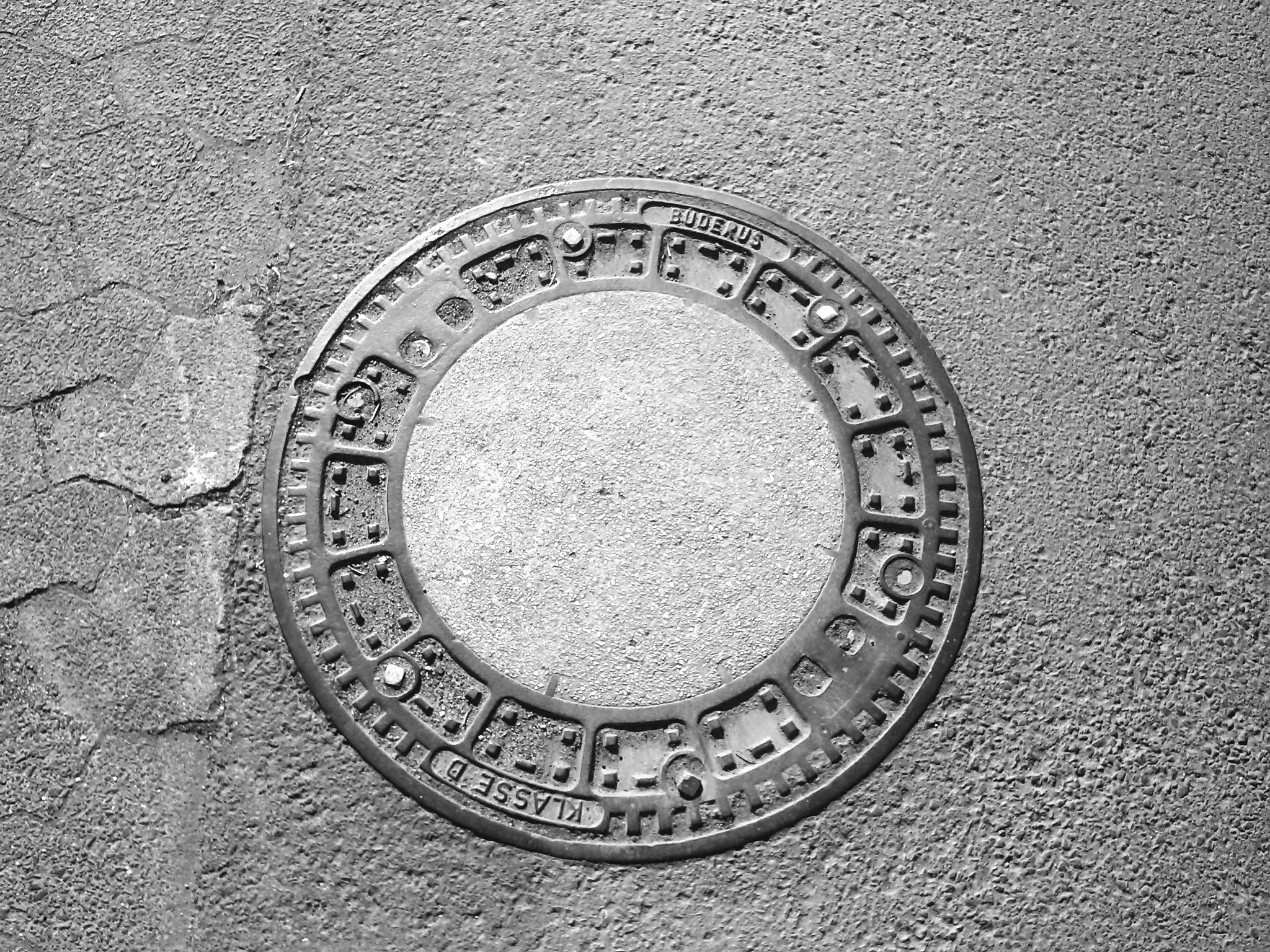 Manhole Cover Lid Gullideckel free image download