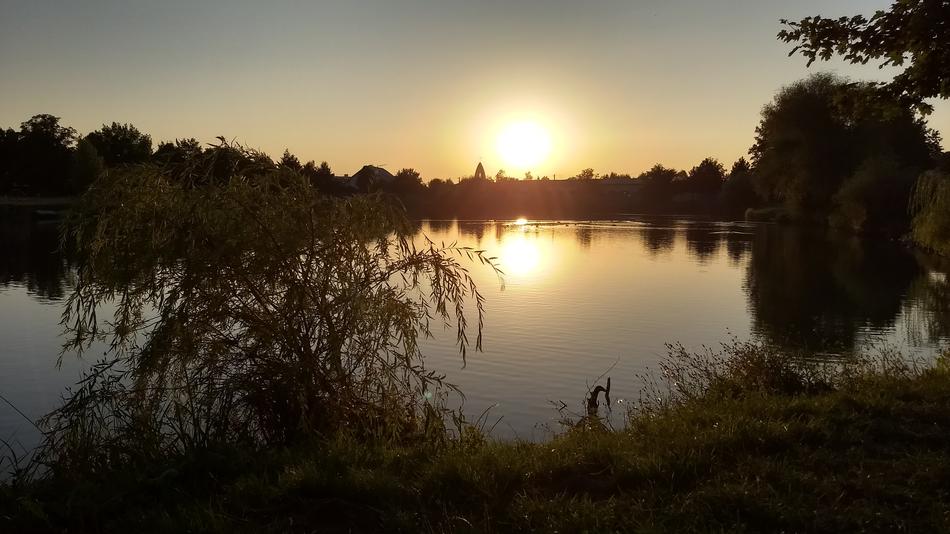 Scenic evening sunset over lake free image download