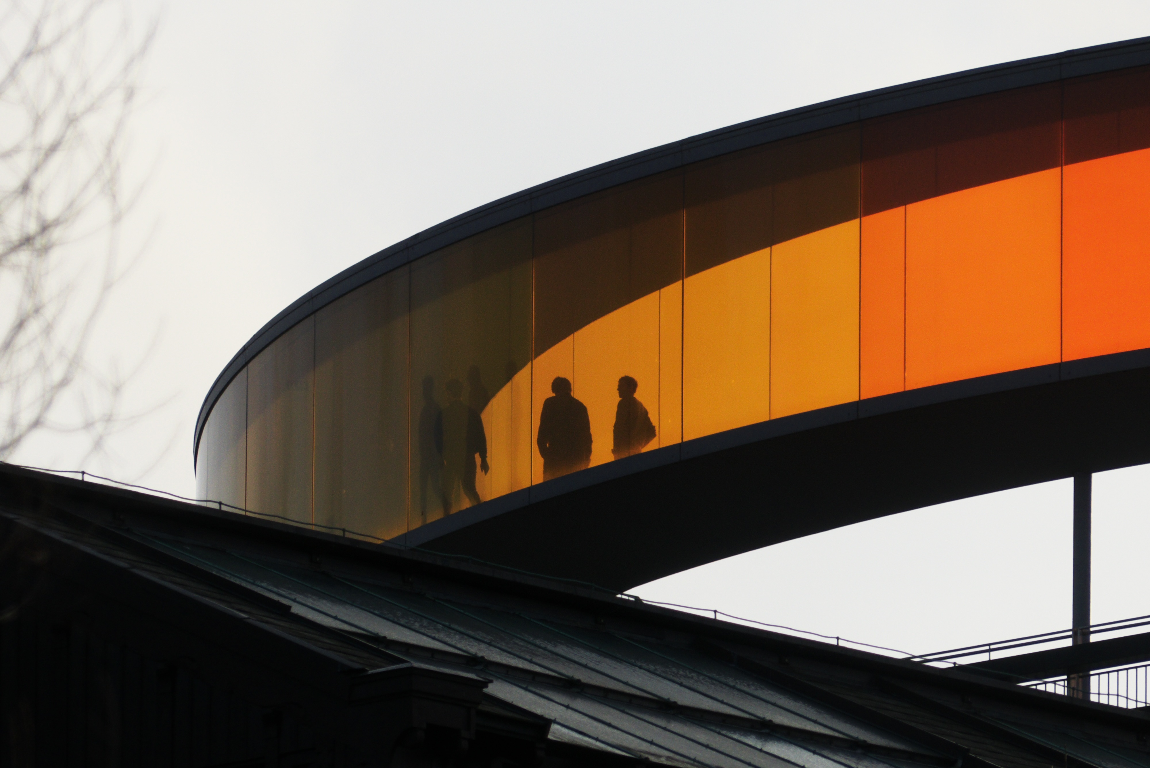 Contemporary Architecture, footbridge over roof free image download