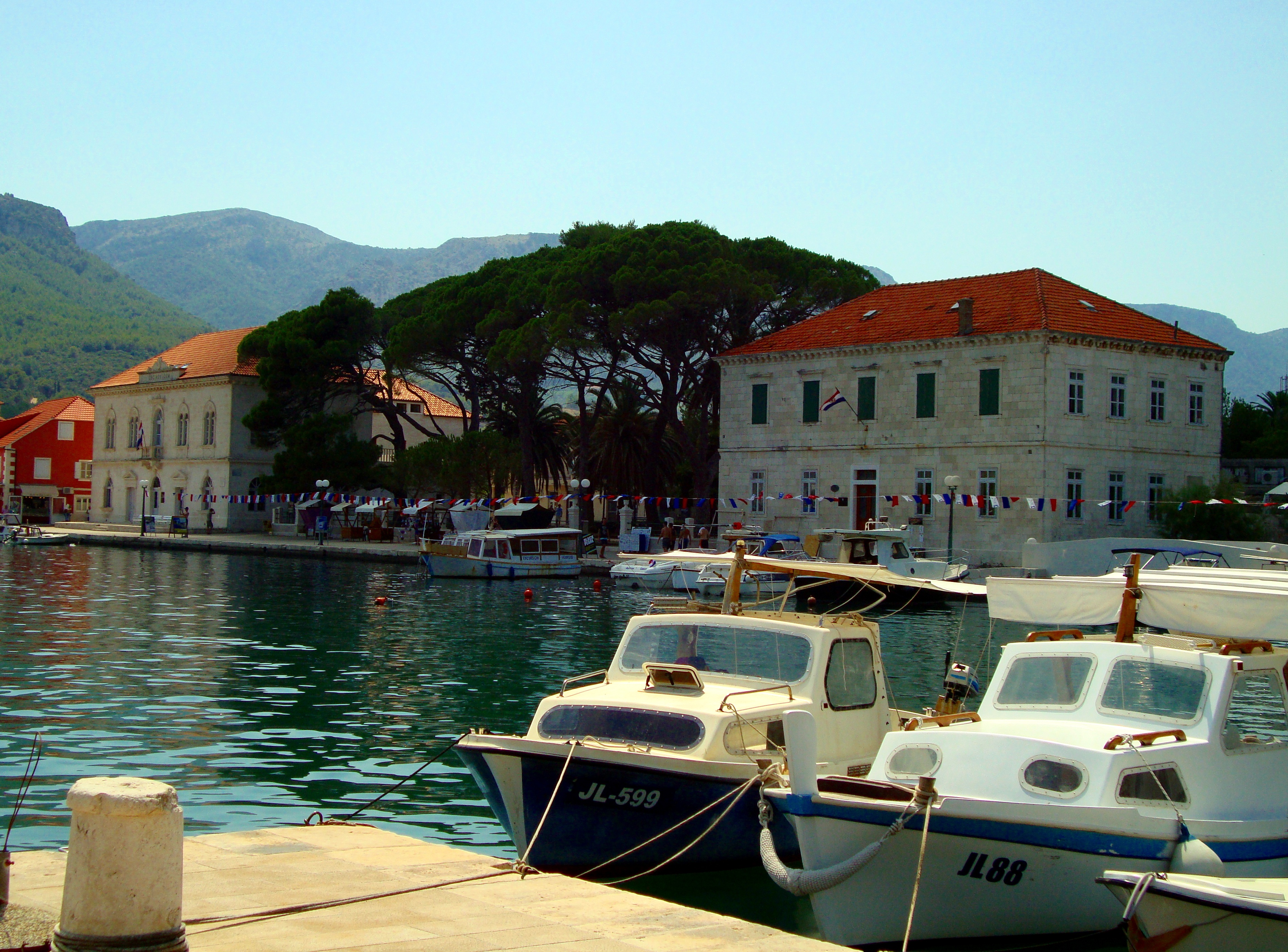 Town Port Bay free image download