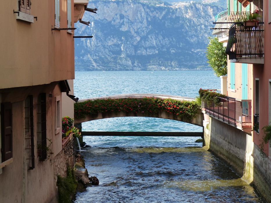 Italy Summer Bridge free image download