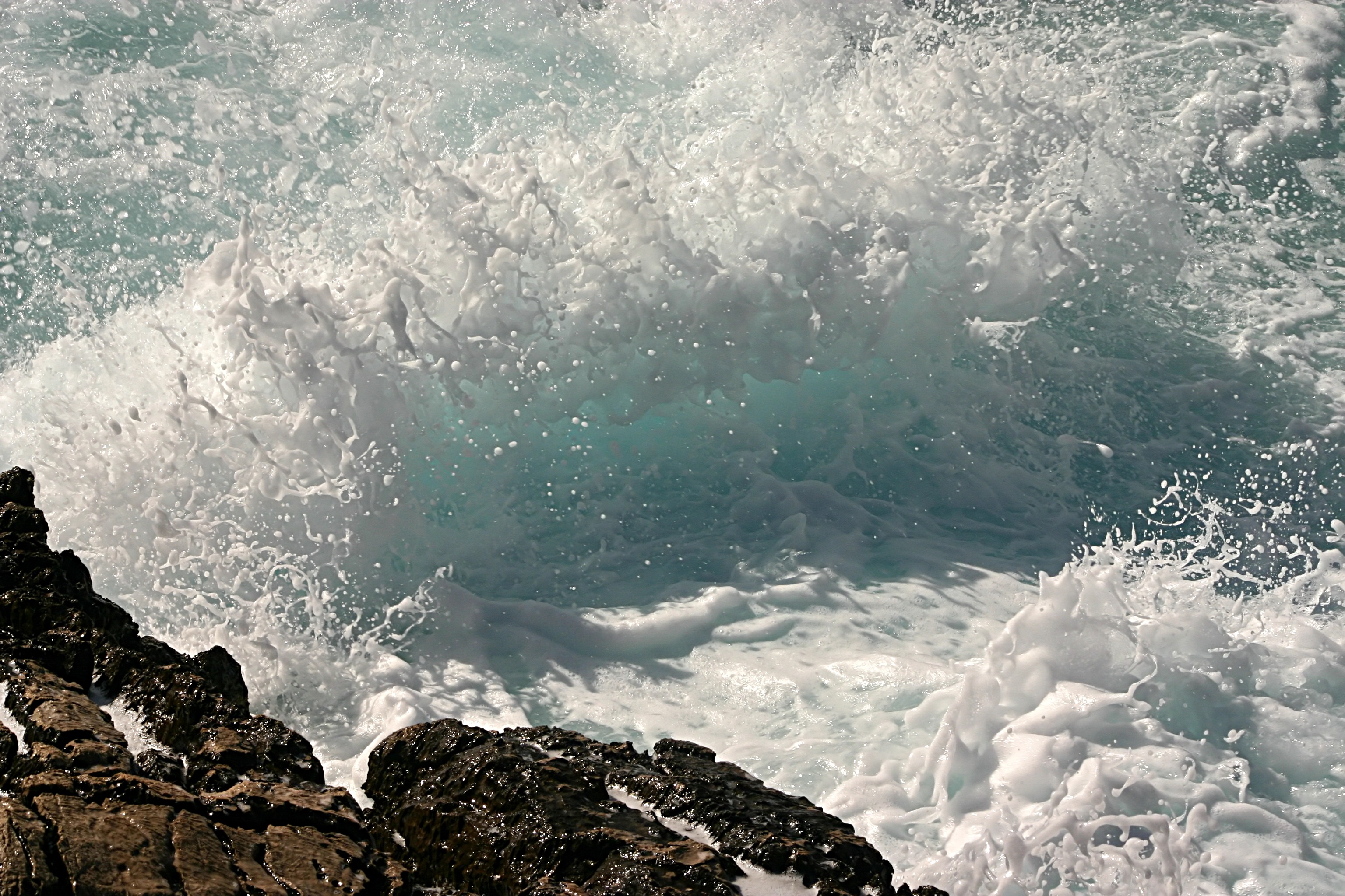 Waves Water Crashing free image download