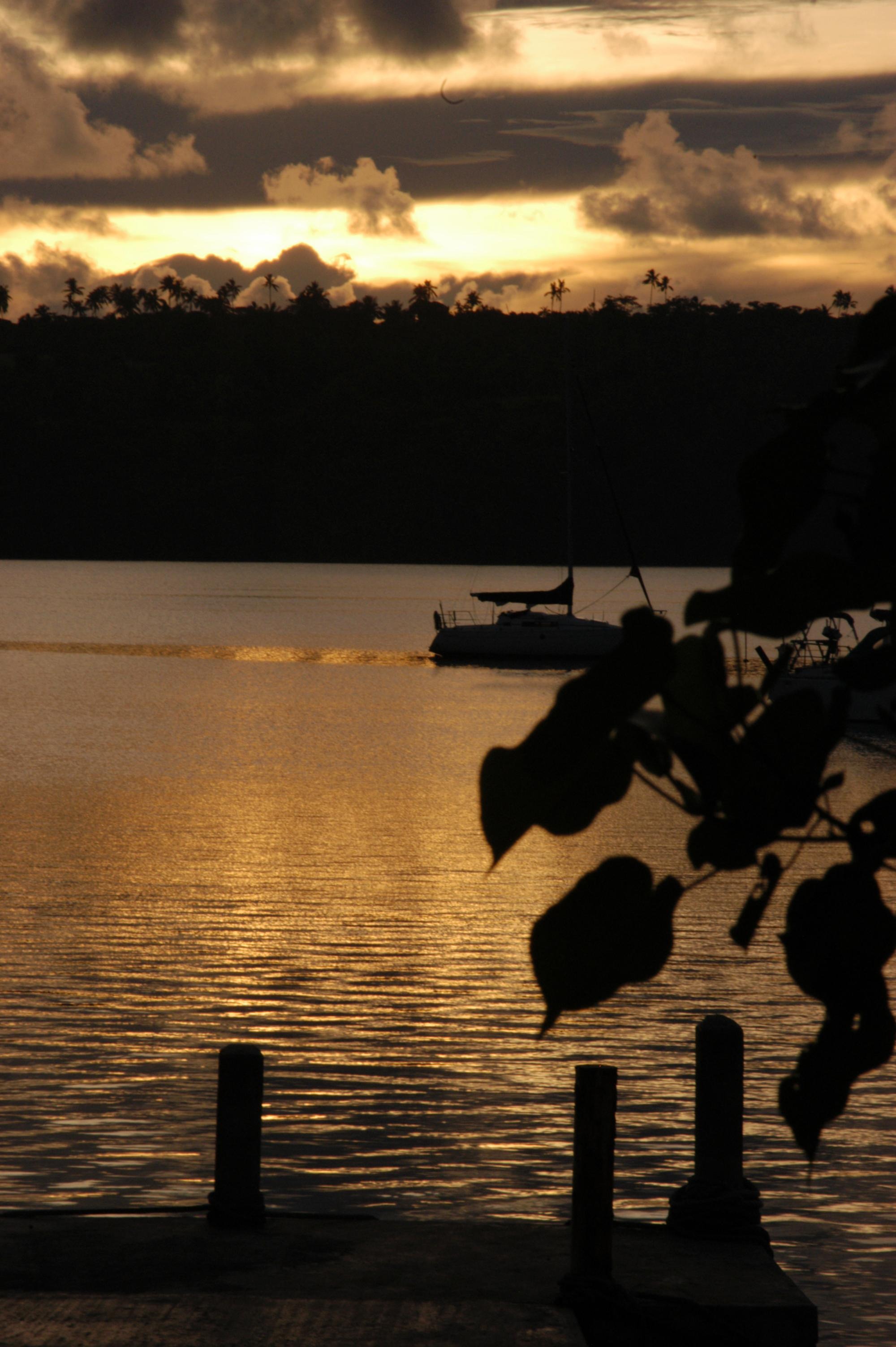 Tonga Lake Water free image download