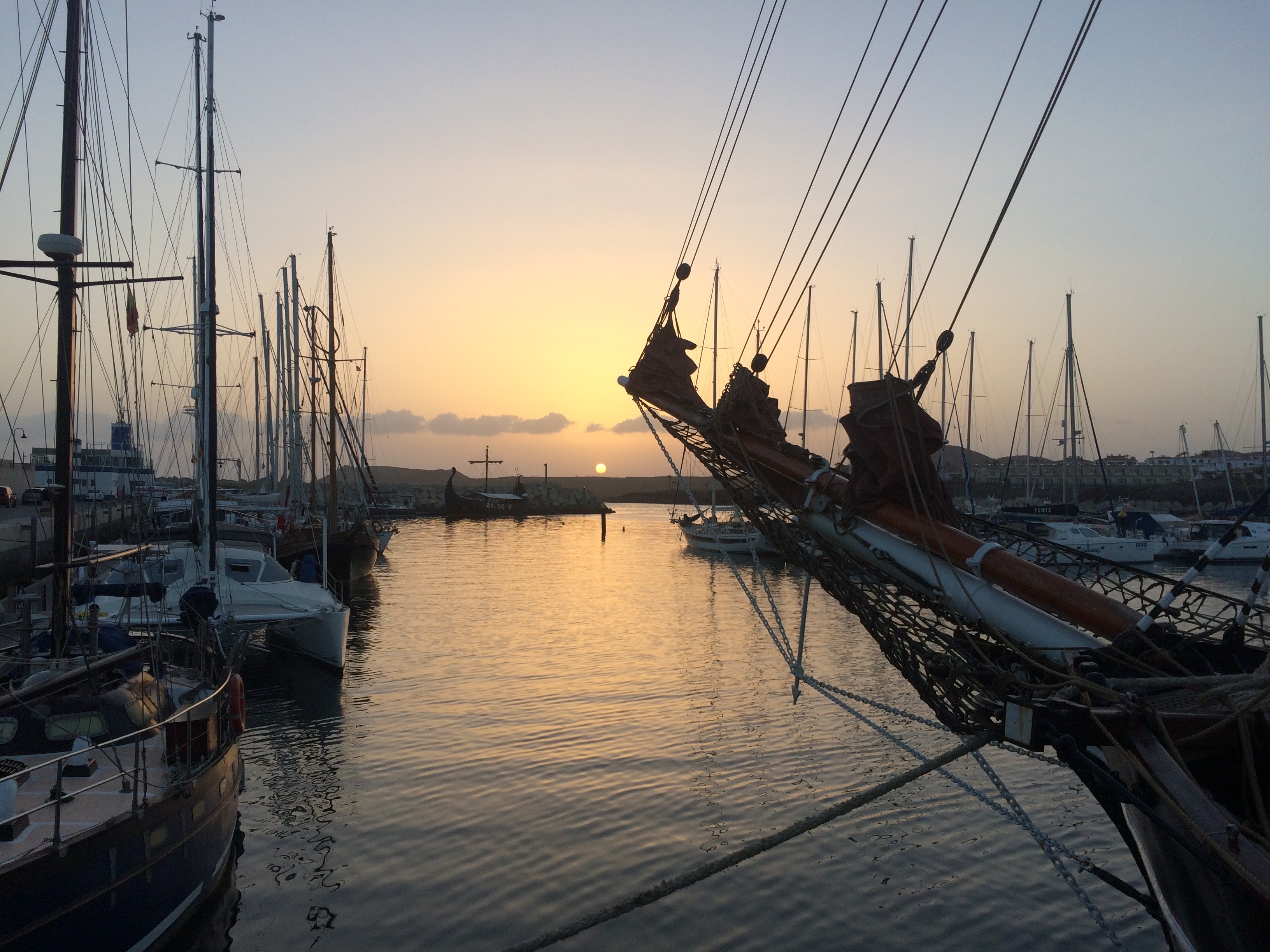Marina Ships at Sunset free image download