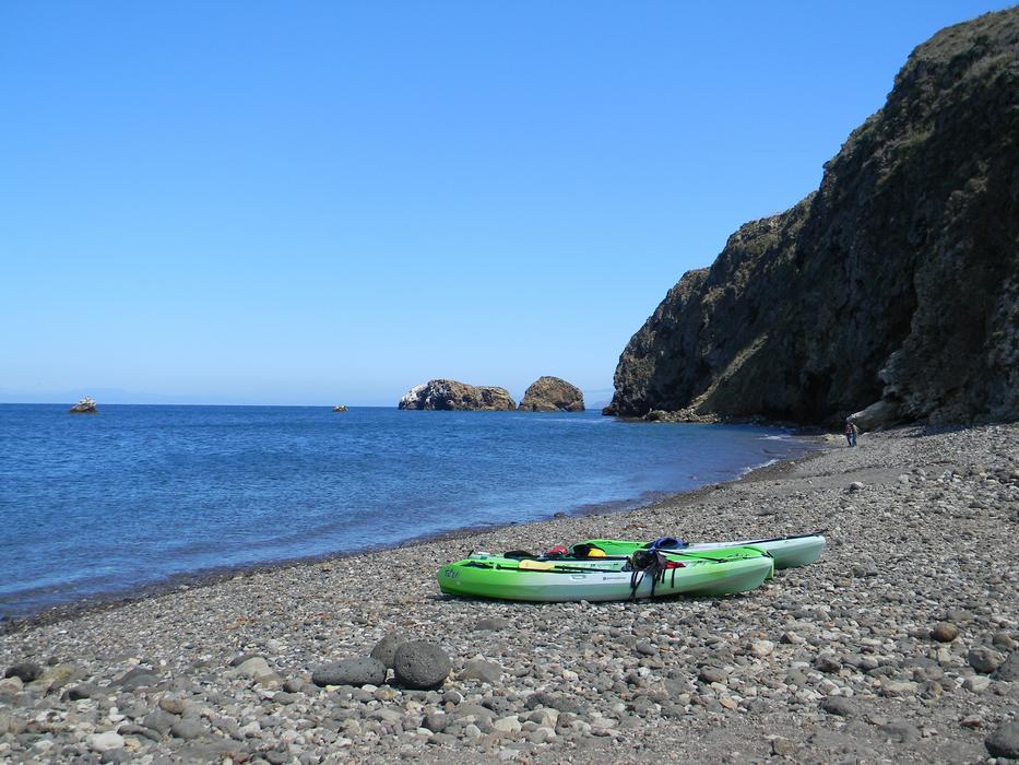 Kayaks at Sea Beach free image download