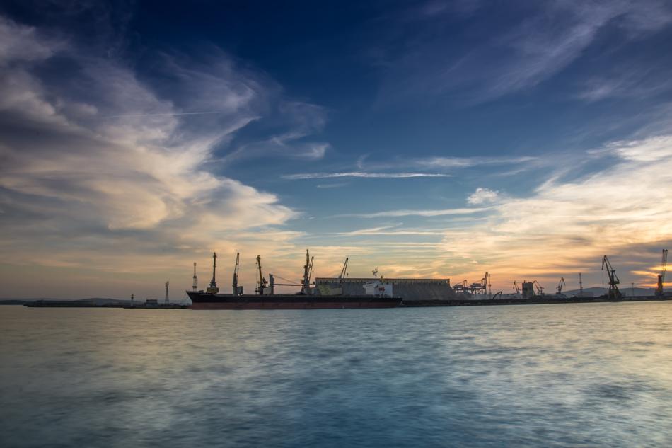 Port Burgas Harbor free image download