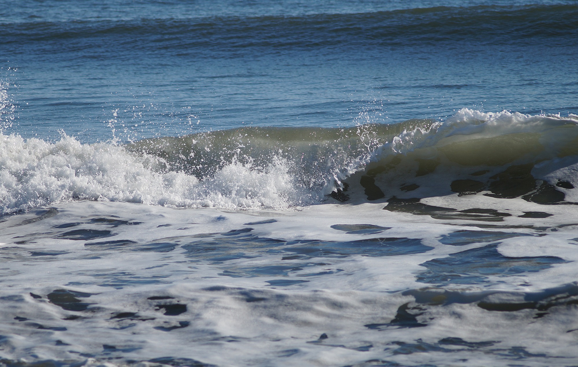 Ocean Waves Crashing free image download