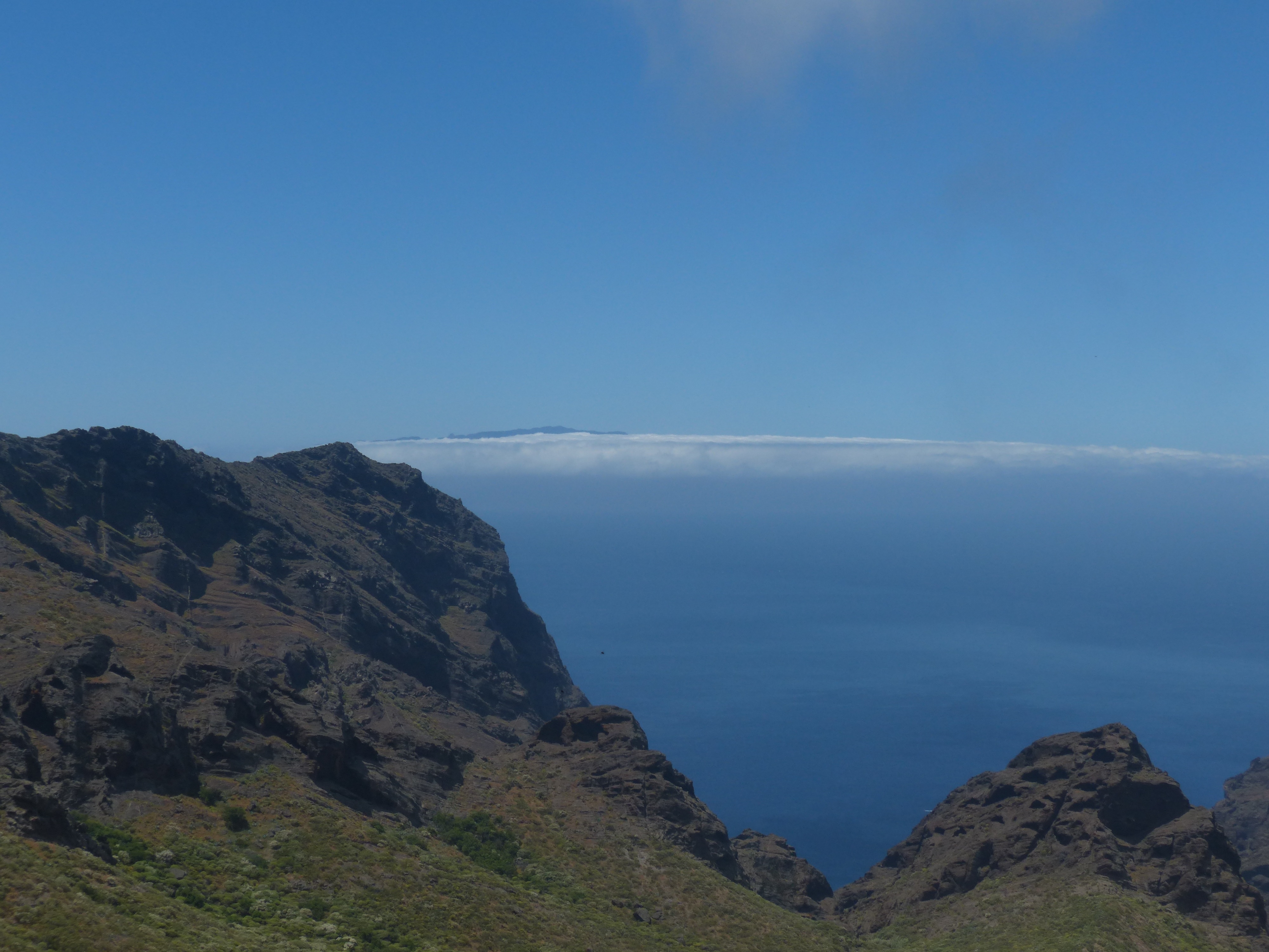 View La Reptiles Mountains free image download