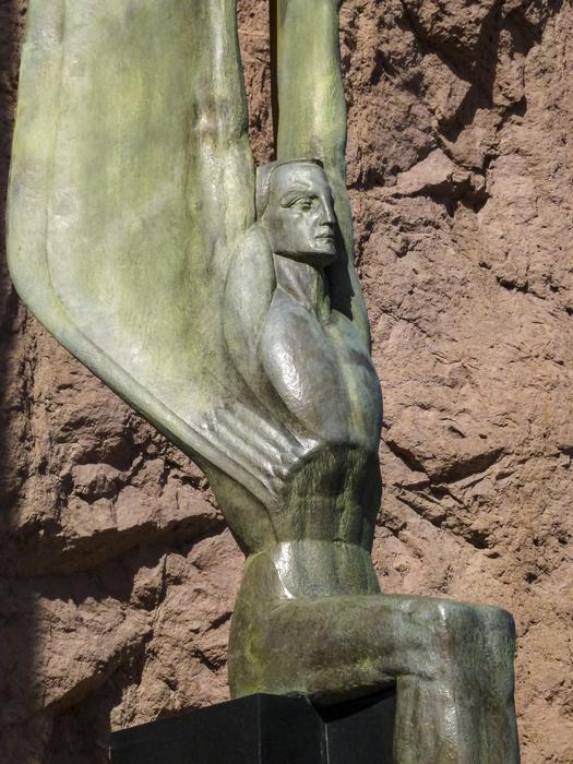 Lake Mead Statue Memorial free image download