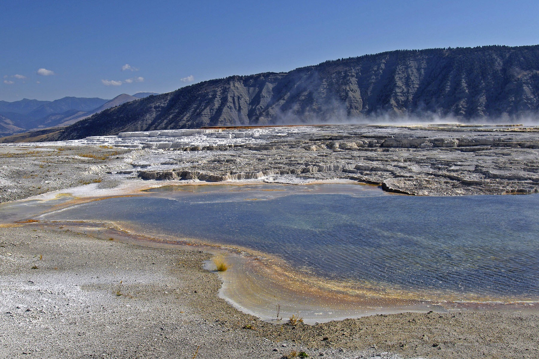 Limestone at yellowstone national park, wyoming, usa free image download