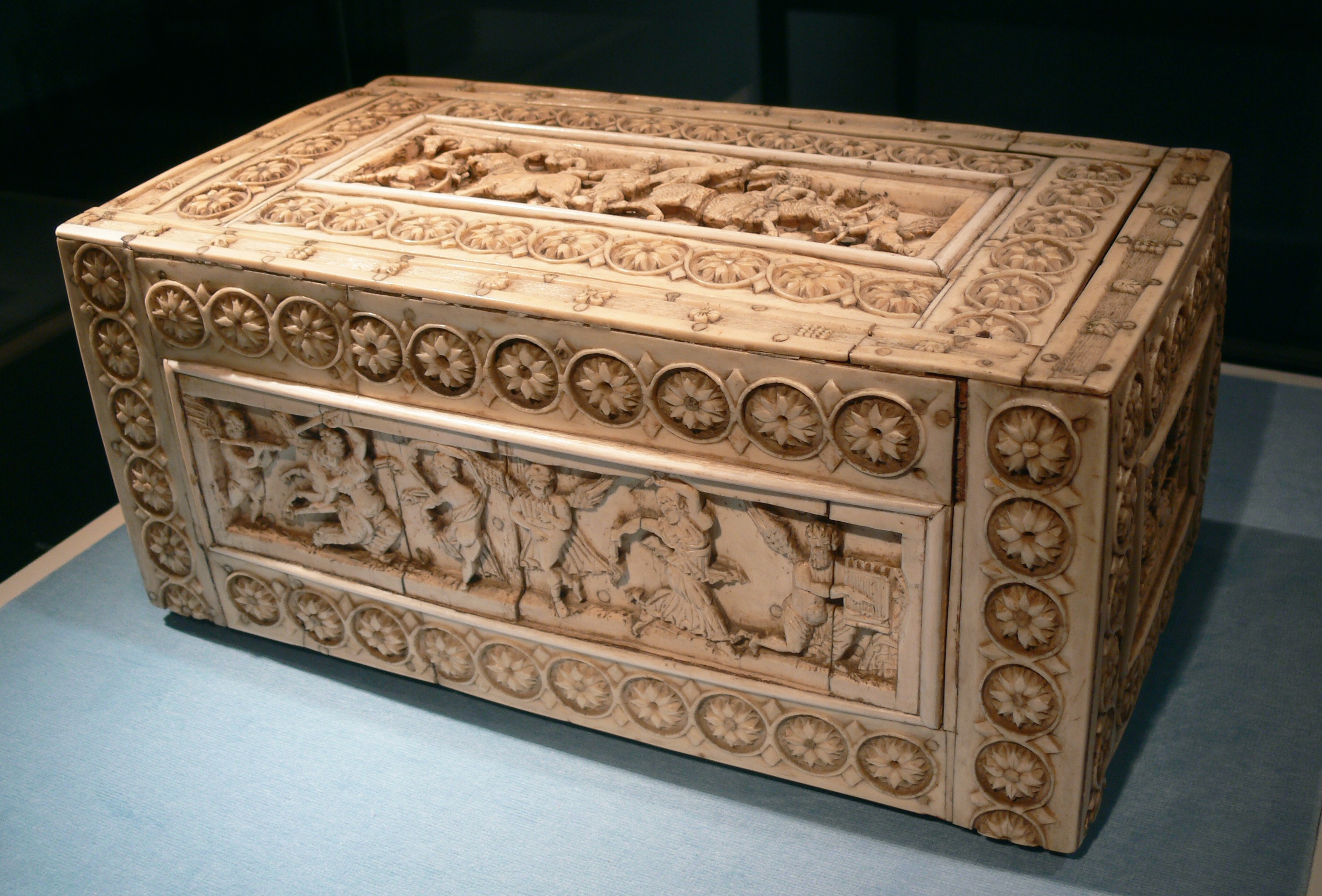 Byzantine wooden box with patterns free image download
