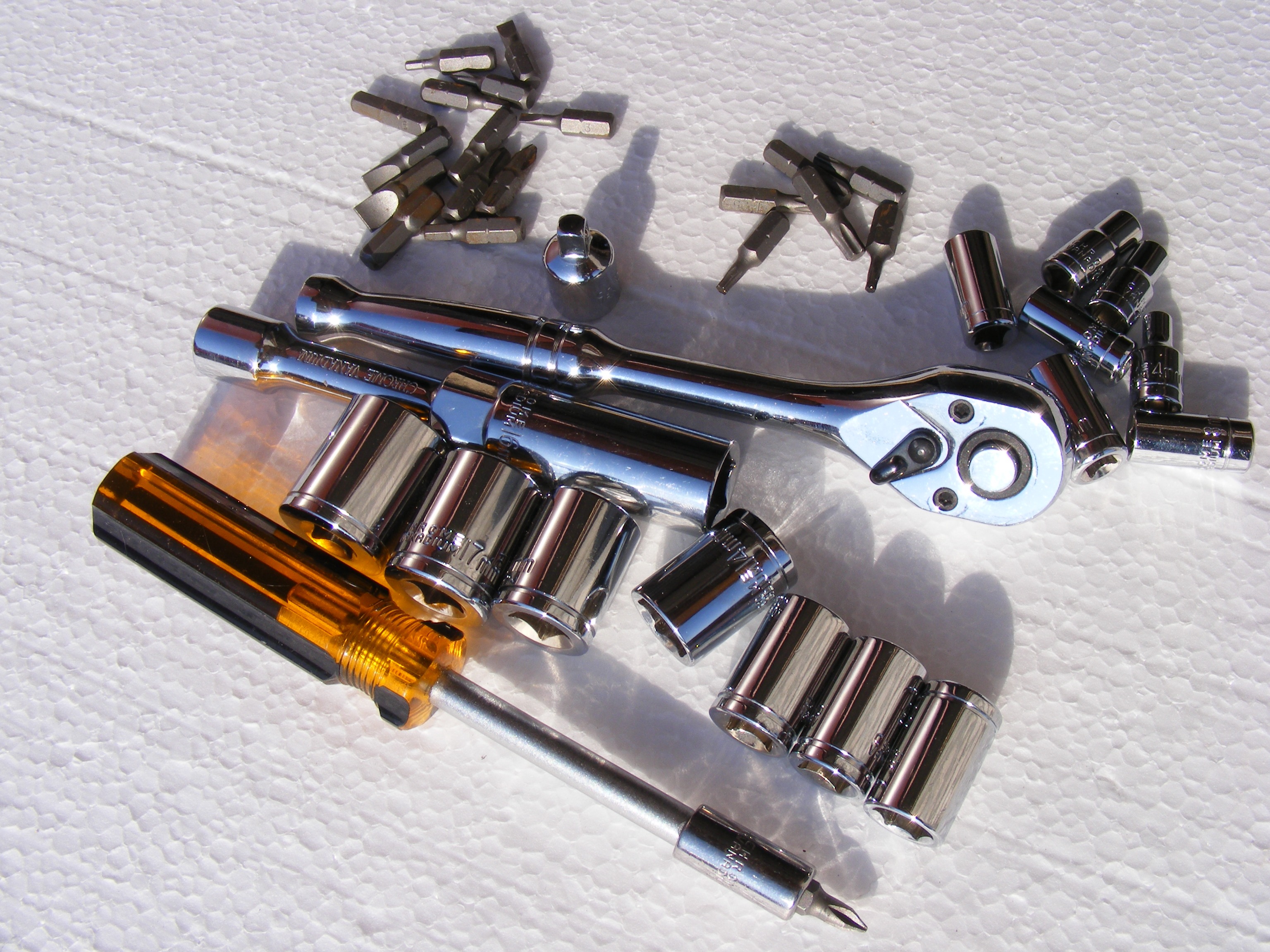 Chrome vanadium wrench tools free image download