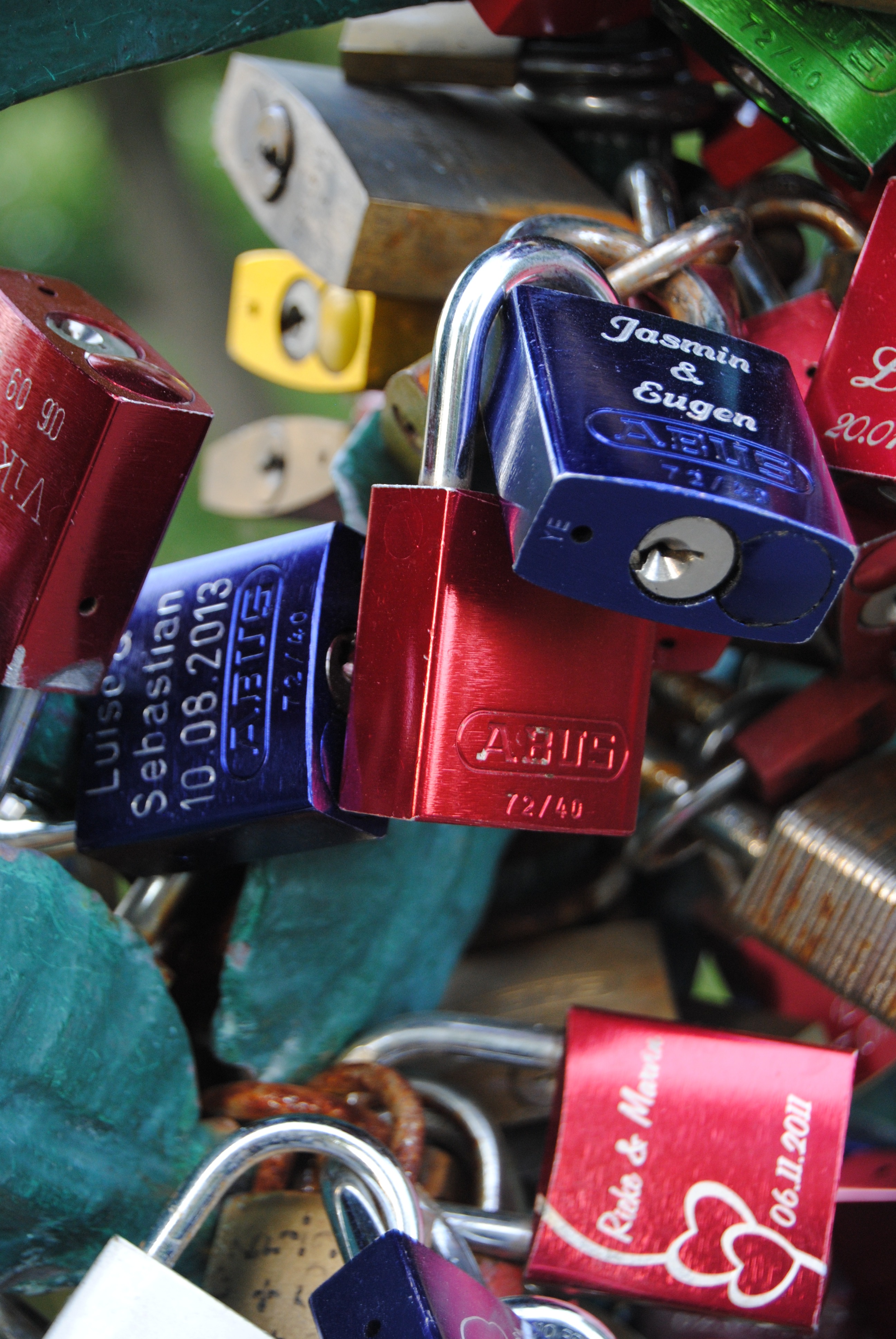 Colorful Friendship Palace Locks free image download