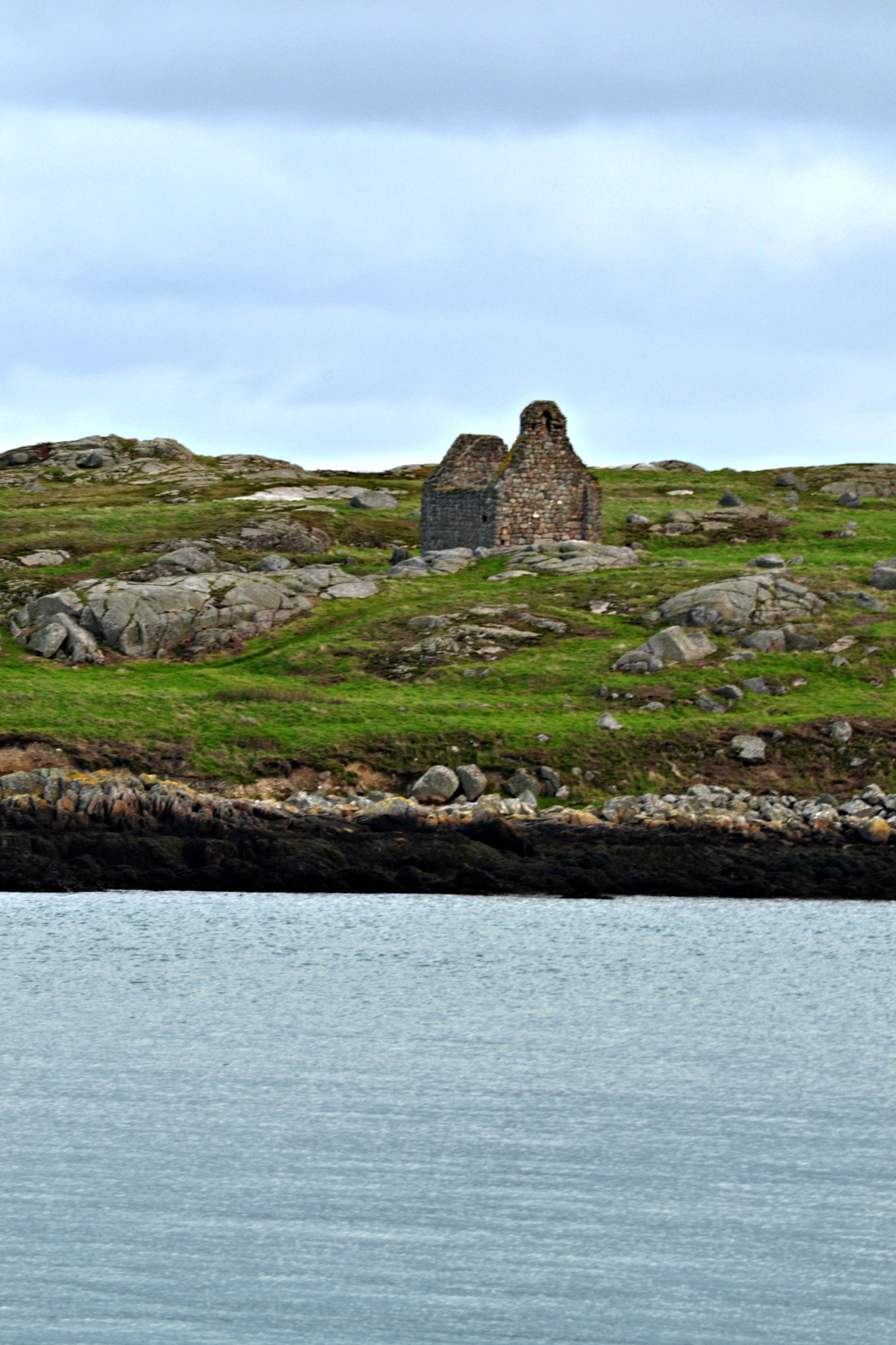 View from the water of the ruins on an island in ireland free image ...